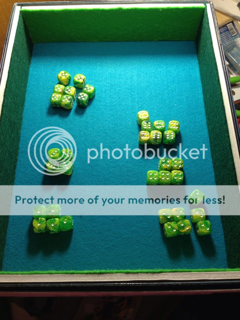 Felt lined dice rolling box. - Forum - DakkaDakka